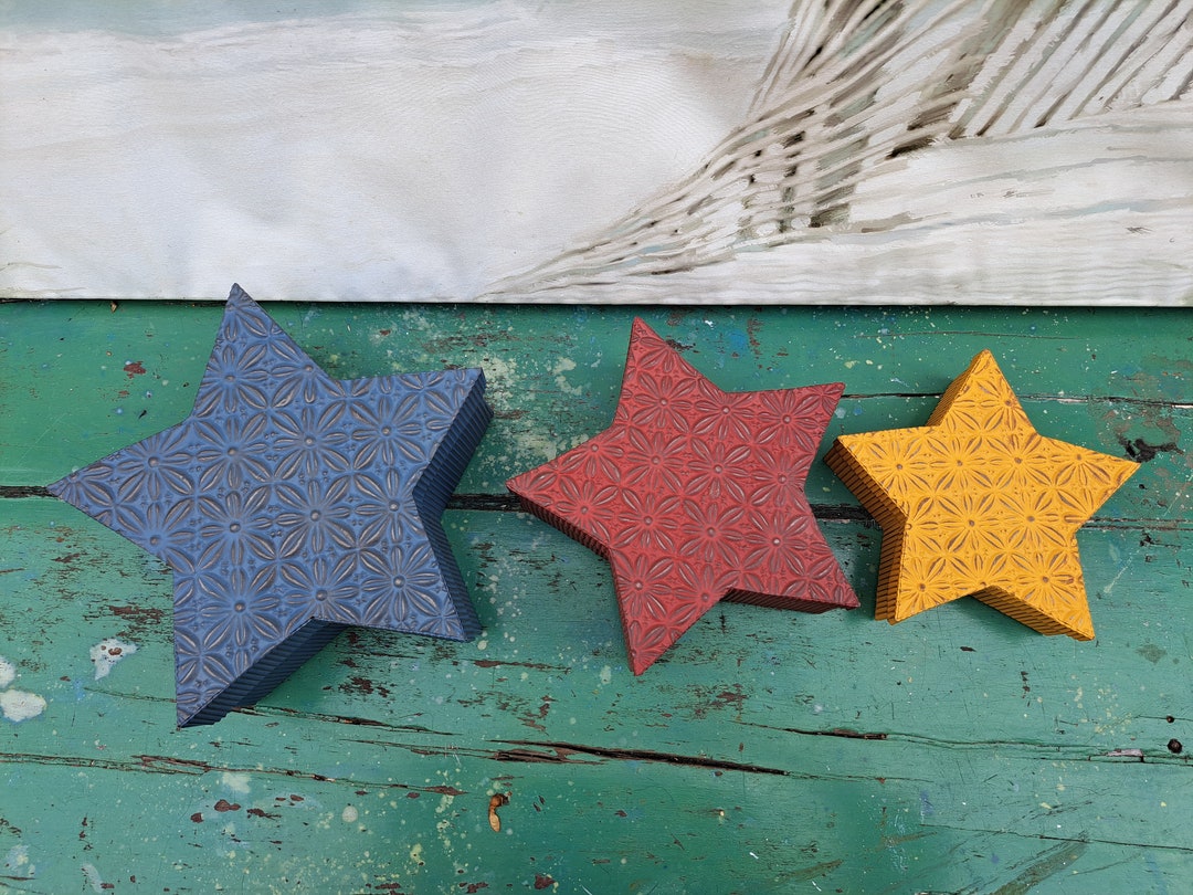Embossed Metal Star Stacking / Nesting Boxes Set of 3 - Etsy
