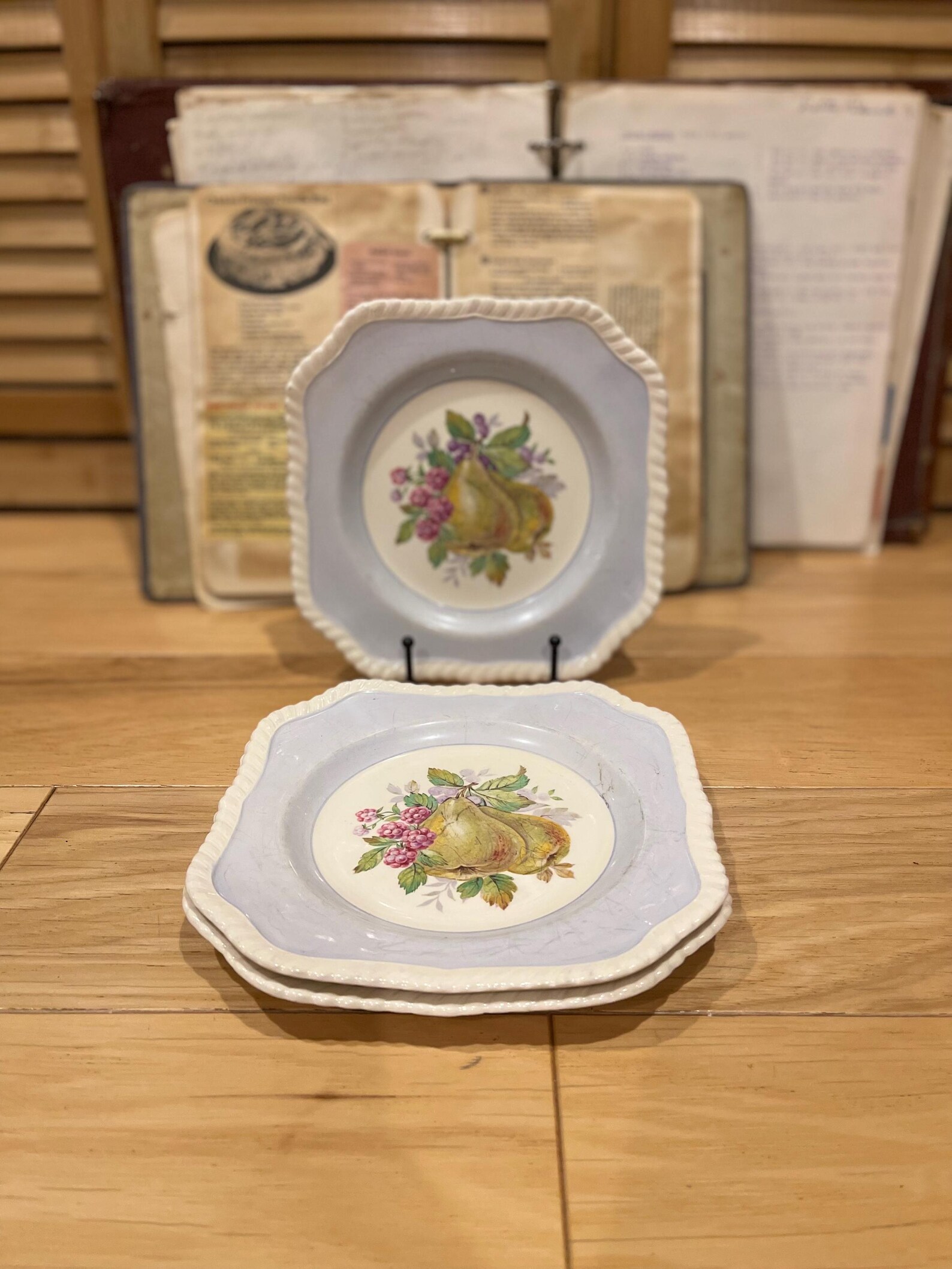Vintage Johnson Bros Stoneware Plates C1940 (per Plate) - Etsy