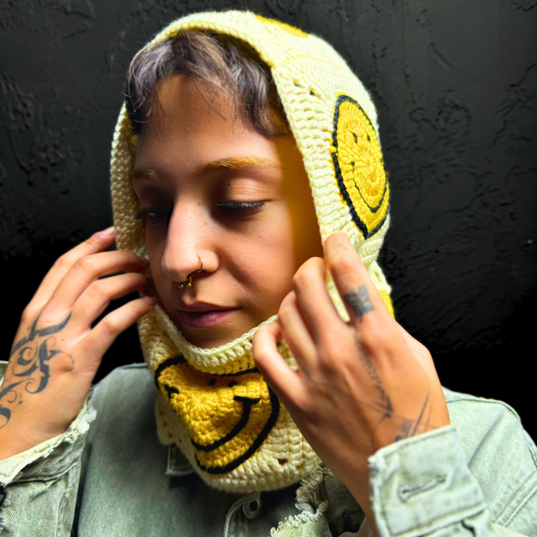 Cute Knit Balaclava, Smiling Emoji Balaclava, Unisex Christmas Winter ...