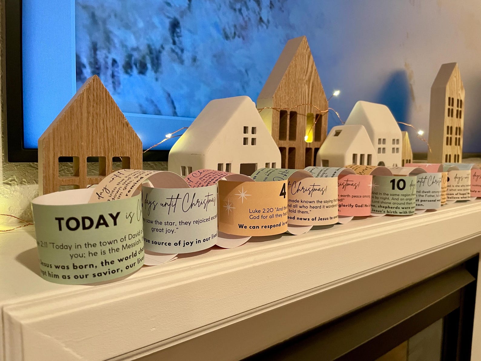 Christmas Paper Chain Countdown Craft for Kids and Families Printable ...