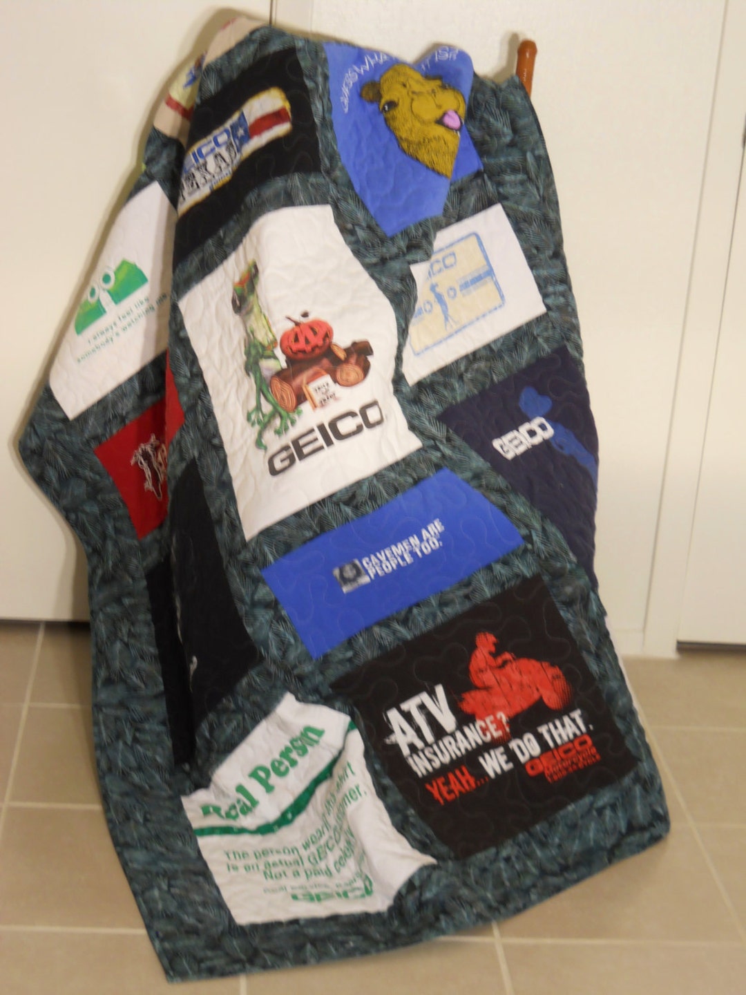 GEICO T-shirt Quilt Gecko GEICO Caveman Money Stack GEICO T-shirt ...