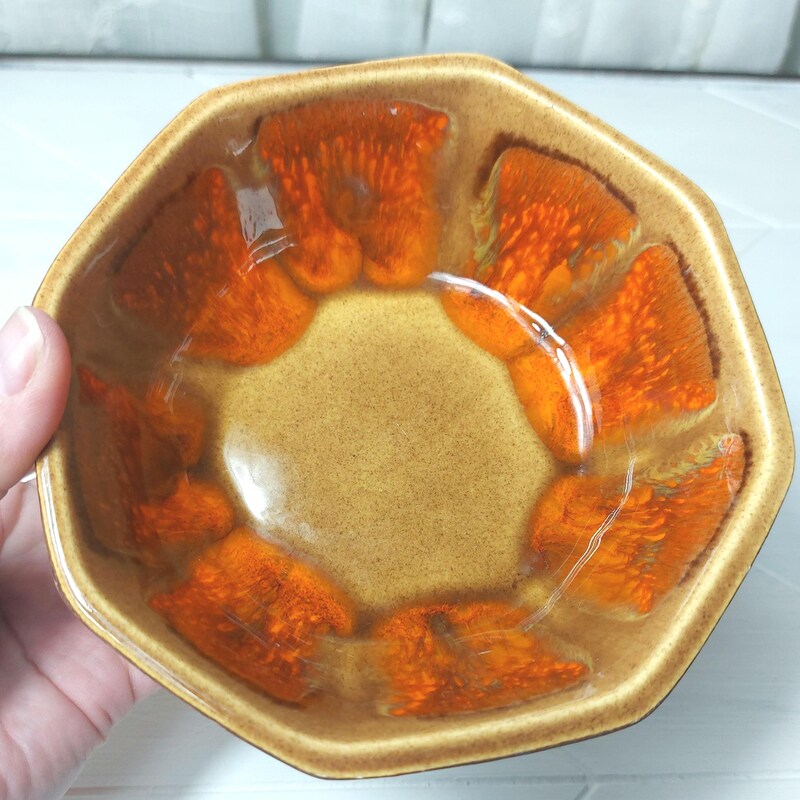 Pottery Shell Bowl - Etsy