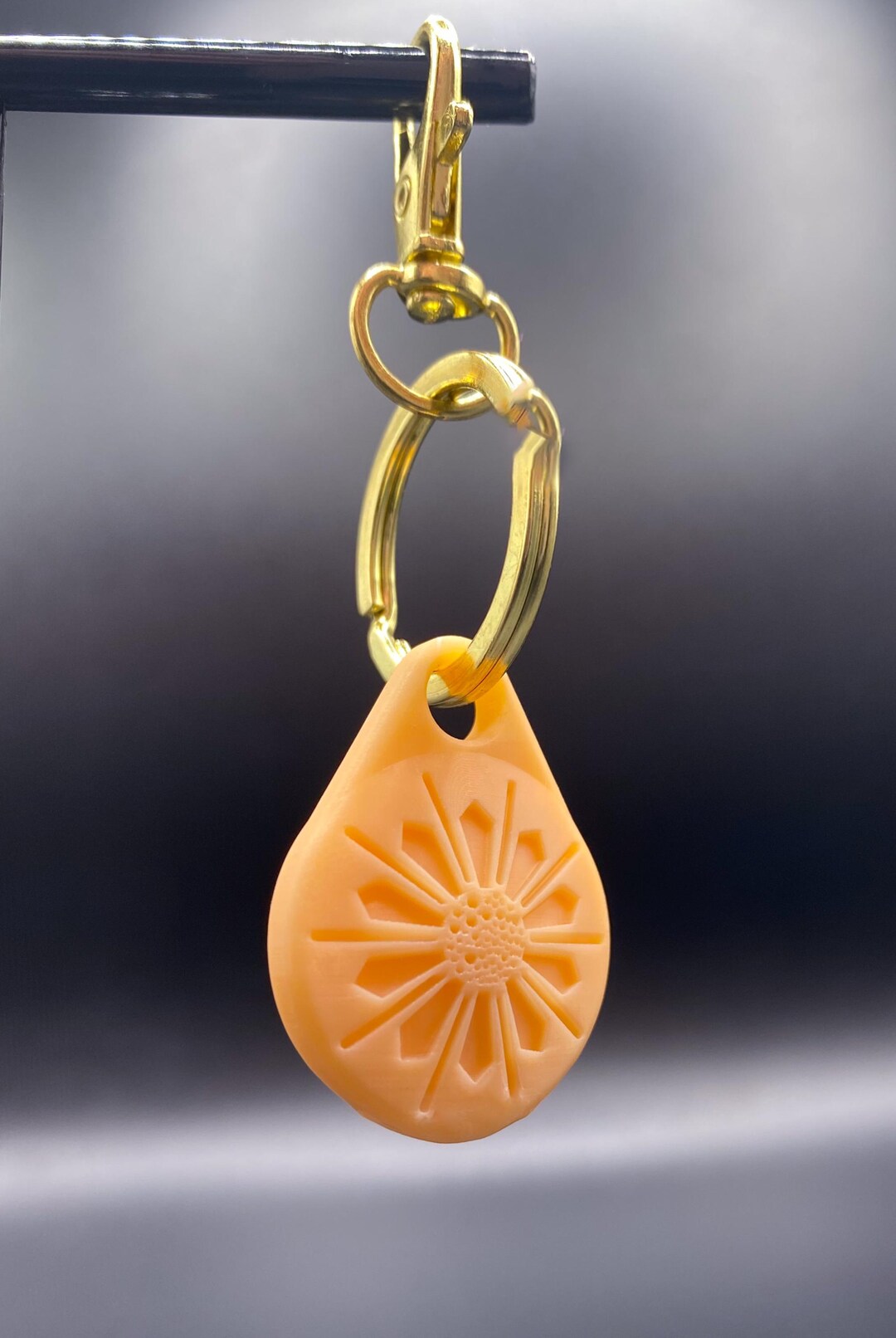 Confidence Emblem Sunflower Keychain Bag Charm - Etsy