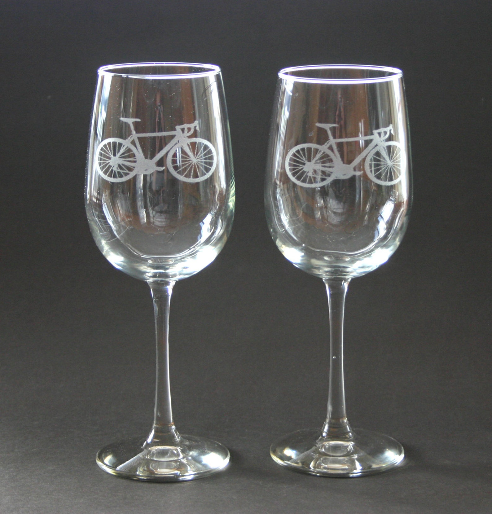 Cycling Etched Wine Glasses Engraved Bicycle Wine Glasses - Etsy
