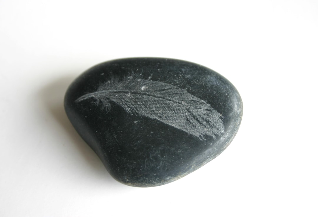 Feather Stone Etched River Rock Feather Worry Black Stone - Etsy