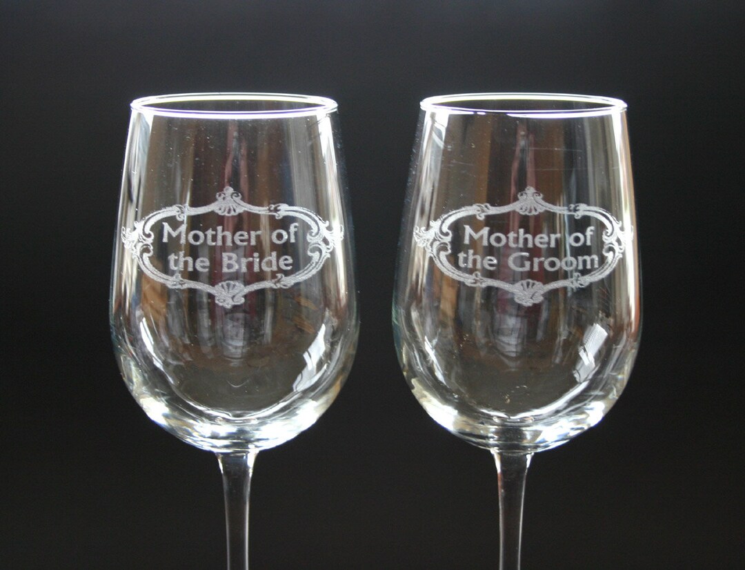Mother of the Bride Mother of the Groom Etched Wine Glasses Wedding ...