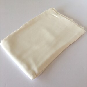White Rayon Woven Summer Fabric, White Lining Fabric, Synthetic Lining ...