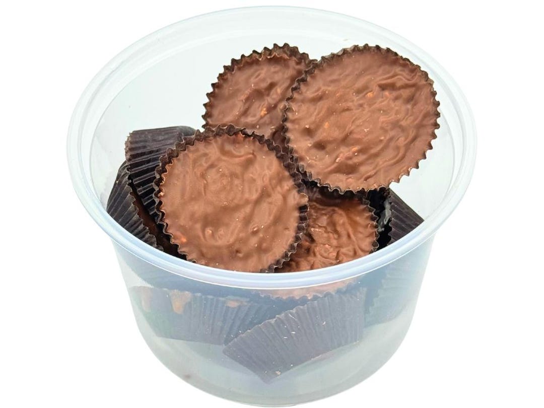 Chocolate Marshmallow Mallo Cups 6.4oz, Retro Candy Snack, Bulk Party ...