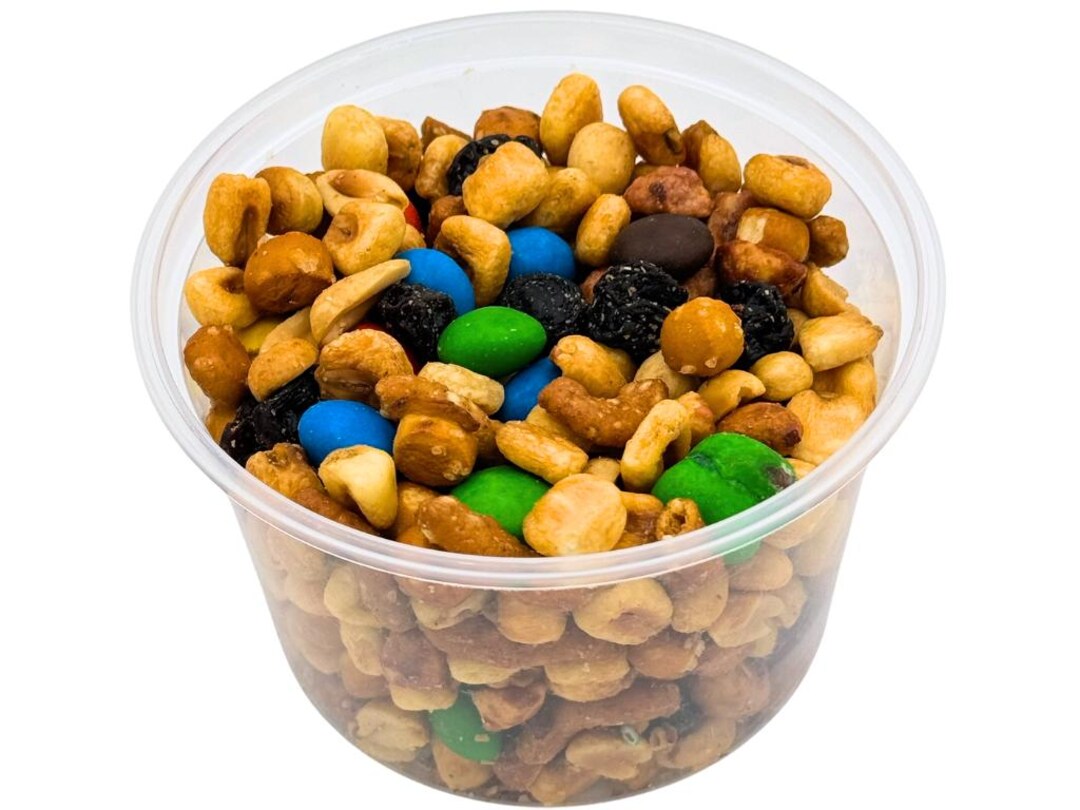 Cabin Crunch Trail Mix 9.4oz, Nut Mix Sampler, Energy-boosting Snack ...