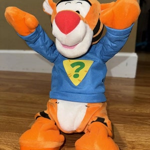 Fisher Price Tiger Roll to the Rescue Sleuthin Stuffed Animal Plush Toy ...