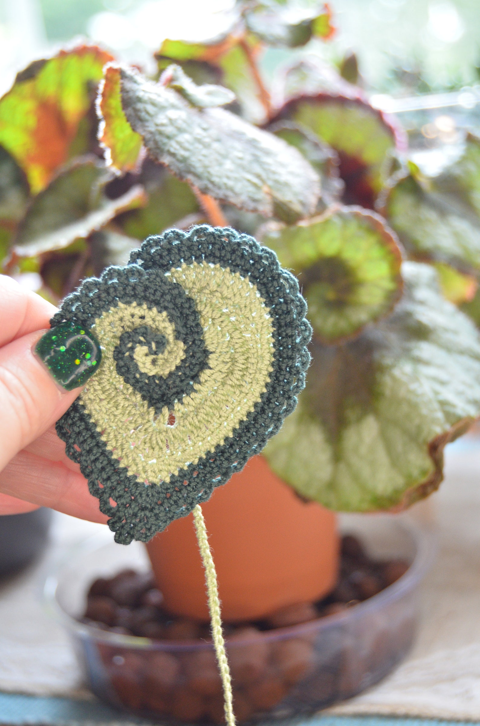 Handmade Crochet Bookmark, Begonia Escargot Houseplant, Book Lovers ...