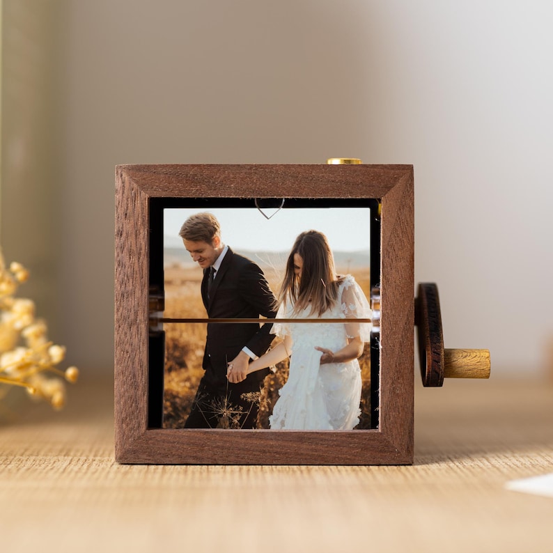 Custom Wooden Flipbook Animation Box With Light - Personalized Photo ...