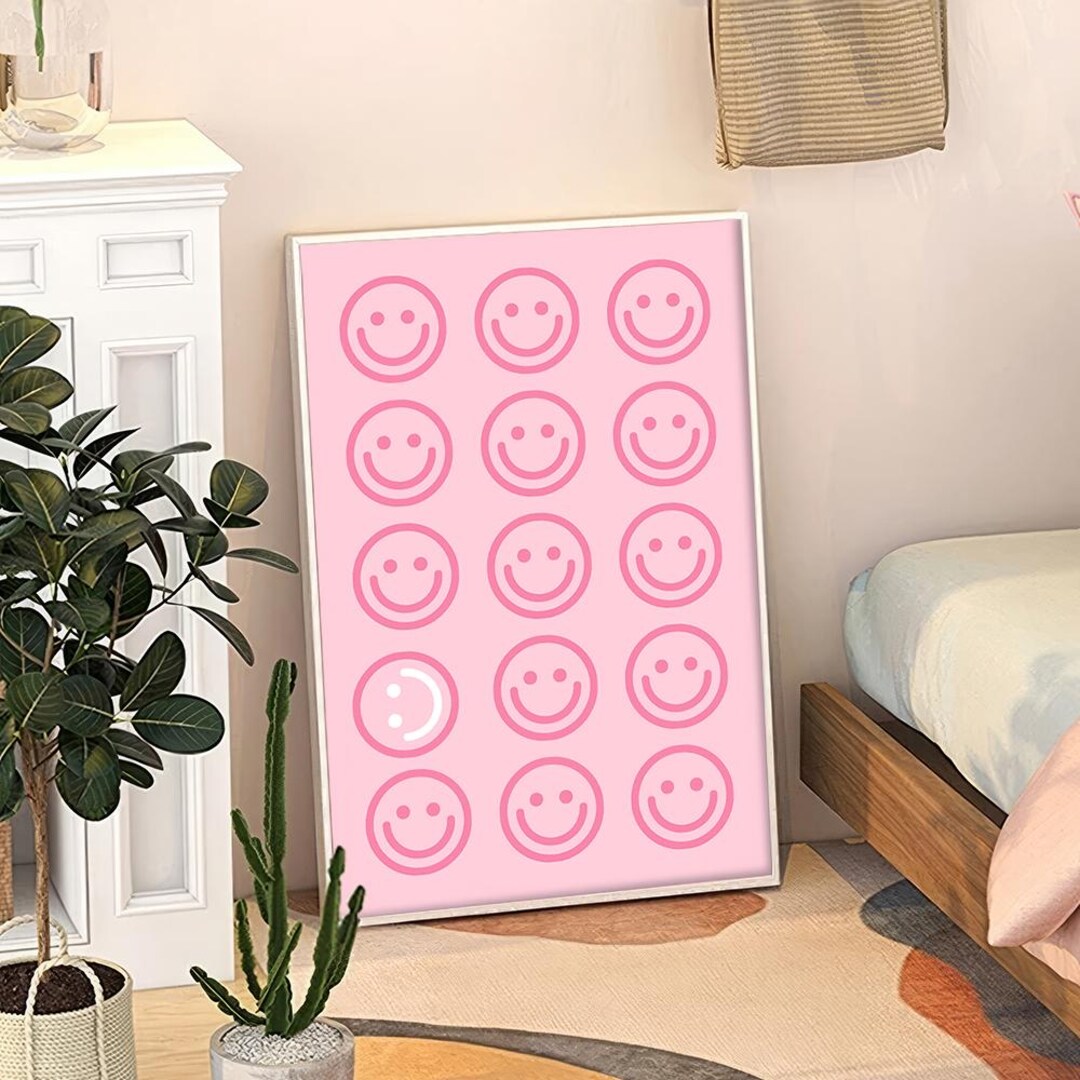 Funny Pink Smiley Face Art Canvas Poster, Trendy Wall Art, Apartment ...