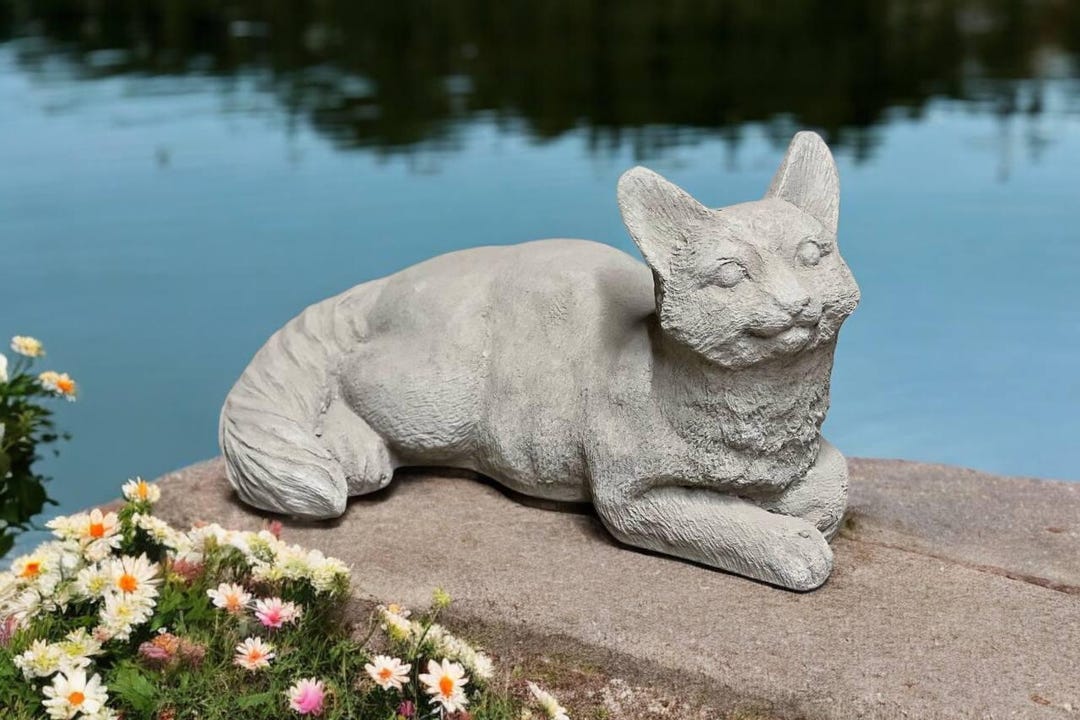 Concrete Laying Cat Stone Cat Figurine Outdoor Pet Decoration Cat ...
