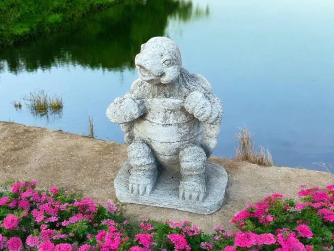 Outside Turtle on Base, Garden Animal Art, Concrete Turtle Figure ...