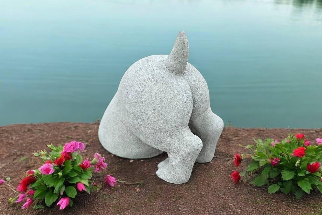 Digging Dog Figurine Concrete Dog Outdoor Ornament Dog Backyard Statue ...