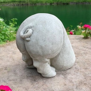 Concrete Pig Figurine Yard Animal Decor Digging Pig Sculpture Farmhouse ...