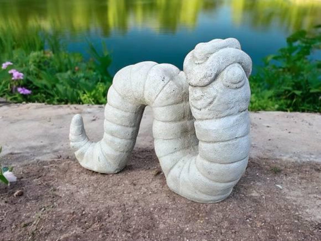 Yard Worm Statue, Stone Animal Figure, Beton Worm Decor, Garden ...