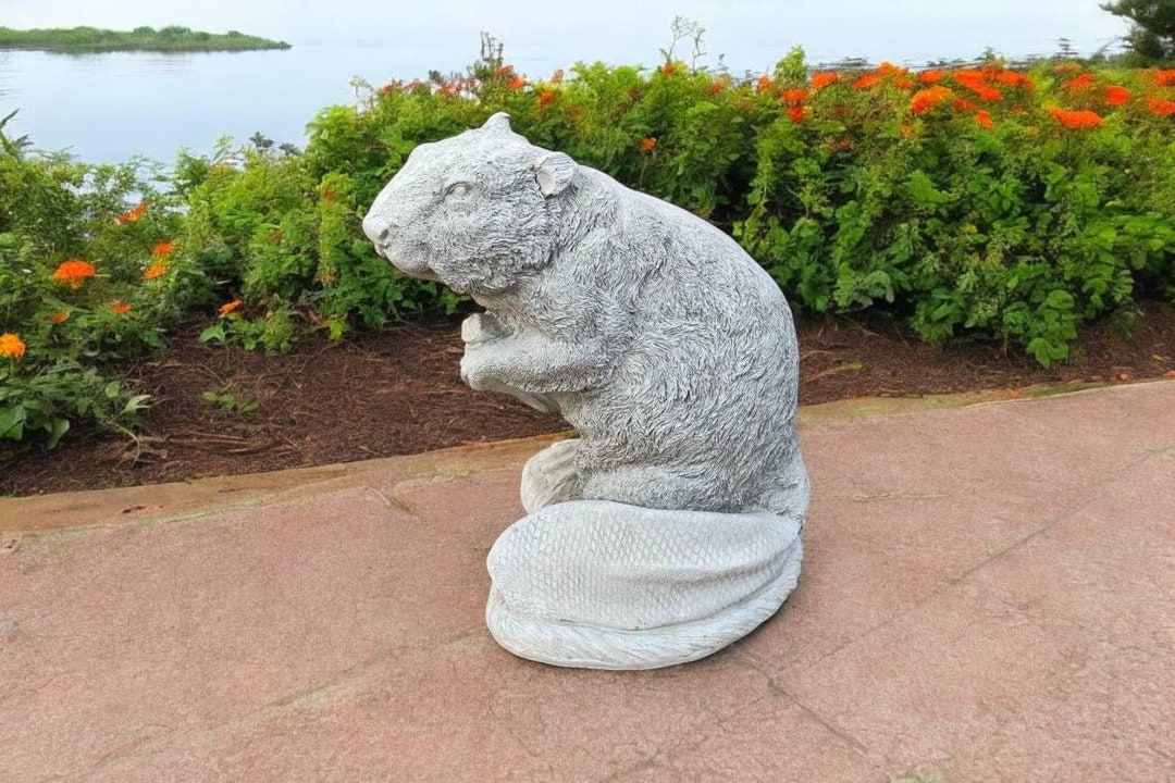 Wild Animal Statue Stone Beaver Figure Forest Animal Decoration Beaver ...