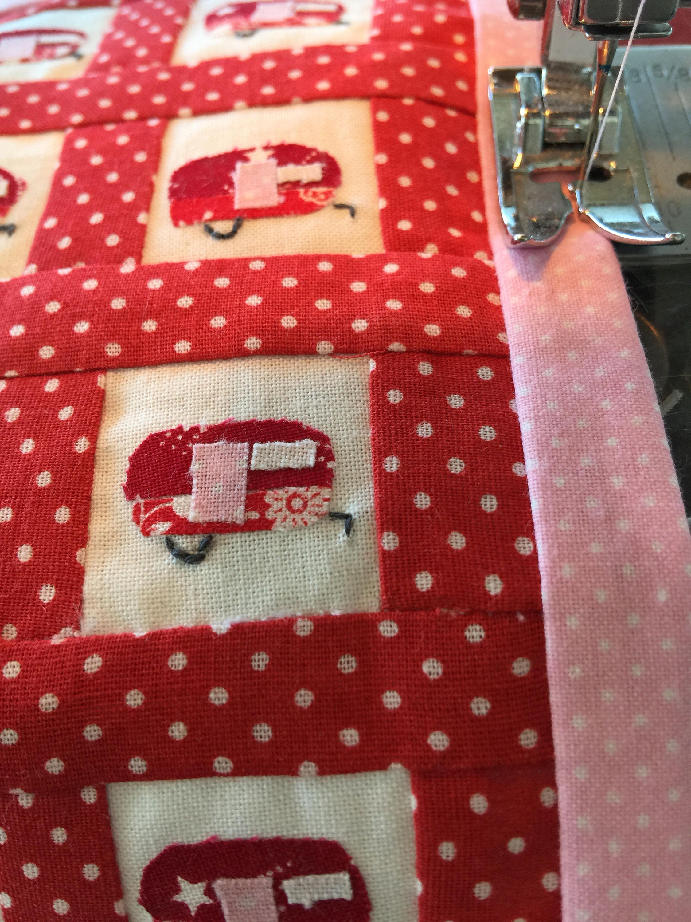 Sewing Pattern Miniature Vintage Camper Trailer Quilt Block and Pillow ...