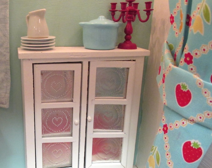 White Pie Safe-1:12 Scale Dollhouse Miniature - Etsy