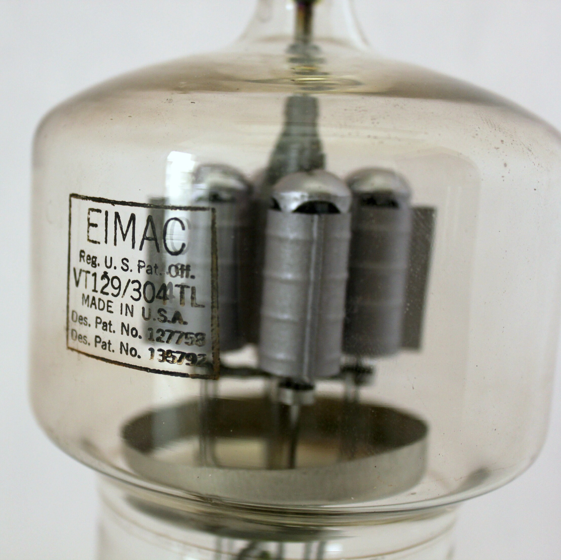 Vintage Eimac VT129 304 TL Transmitting Tube 4 Pin Porcelain Base