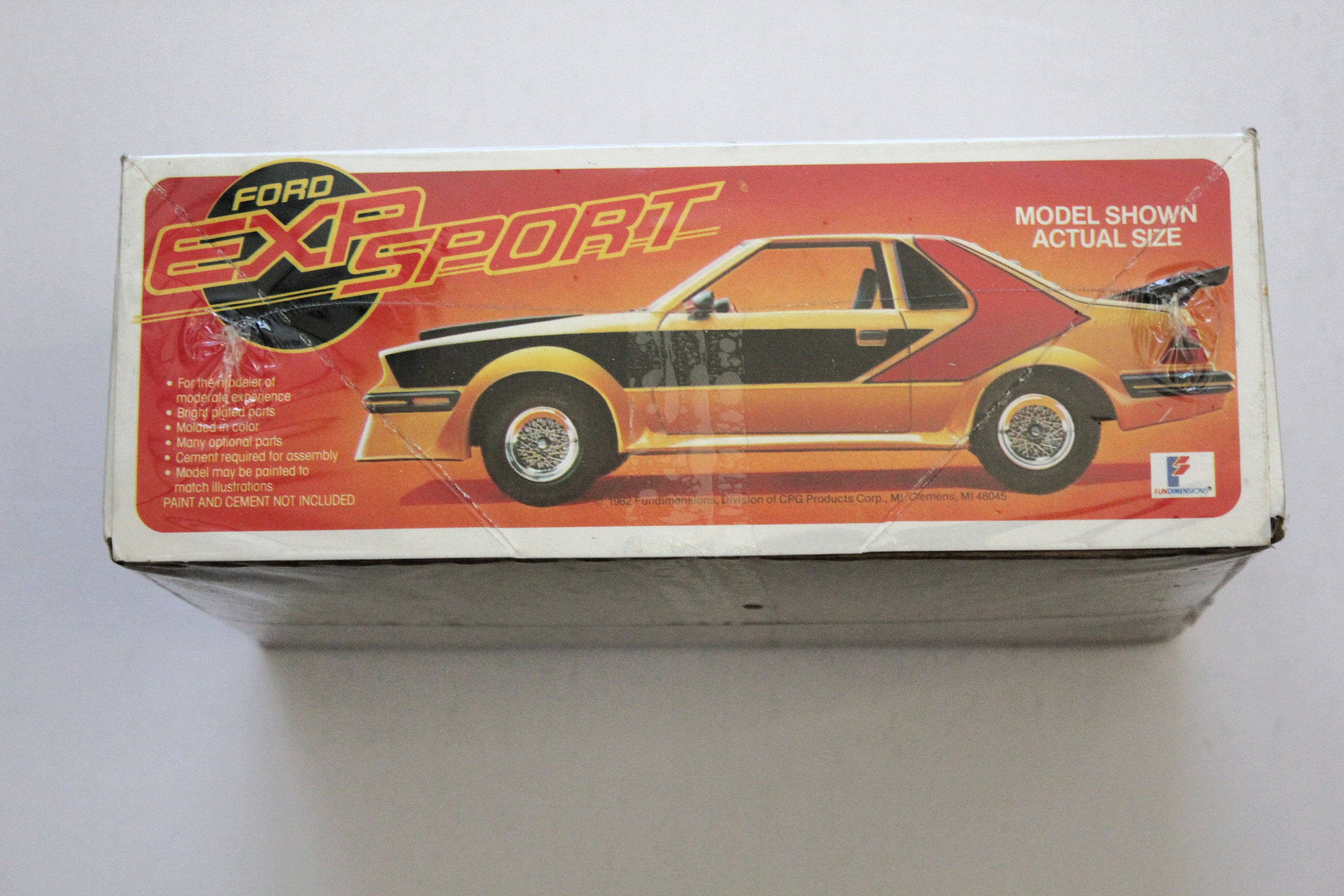 Vintage Ford EXP Sport 1982 Sealed Model Kit MPC 1-0835 1/25 Scale