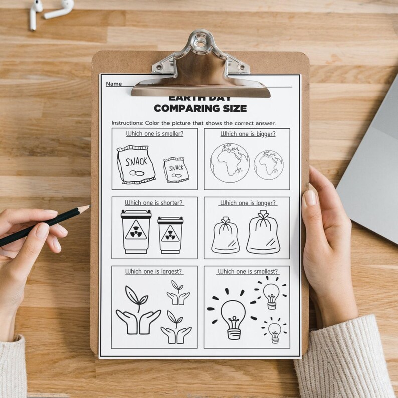 Earth Day Comparing Size Worksheet for Kindergarten, Kids Practice Big ...