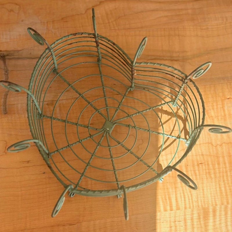 Wire Heart Basket - Etsy