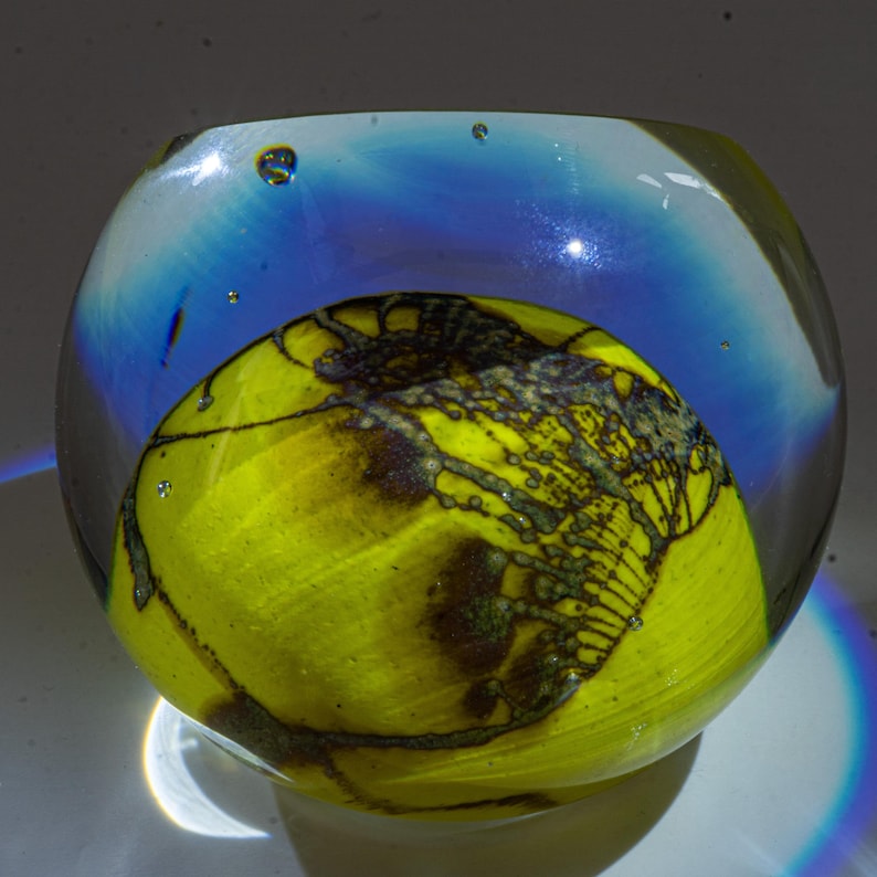 Caithness Glass - Paperweight "cannes March 1984" (ltd. Edition) - Ø 7. ...