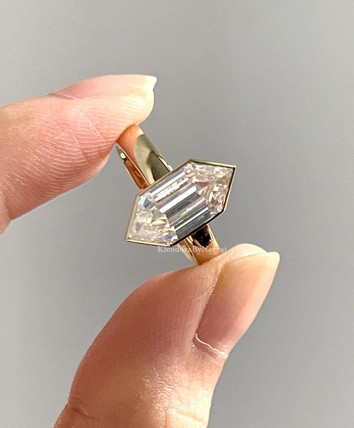 2.50 Ct Hexagon Cut Diamond Ring Hexagon Moissanite Ring Bezel Set ...