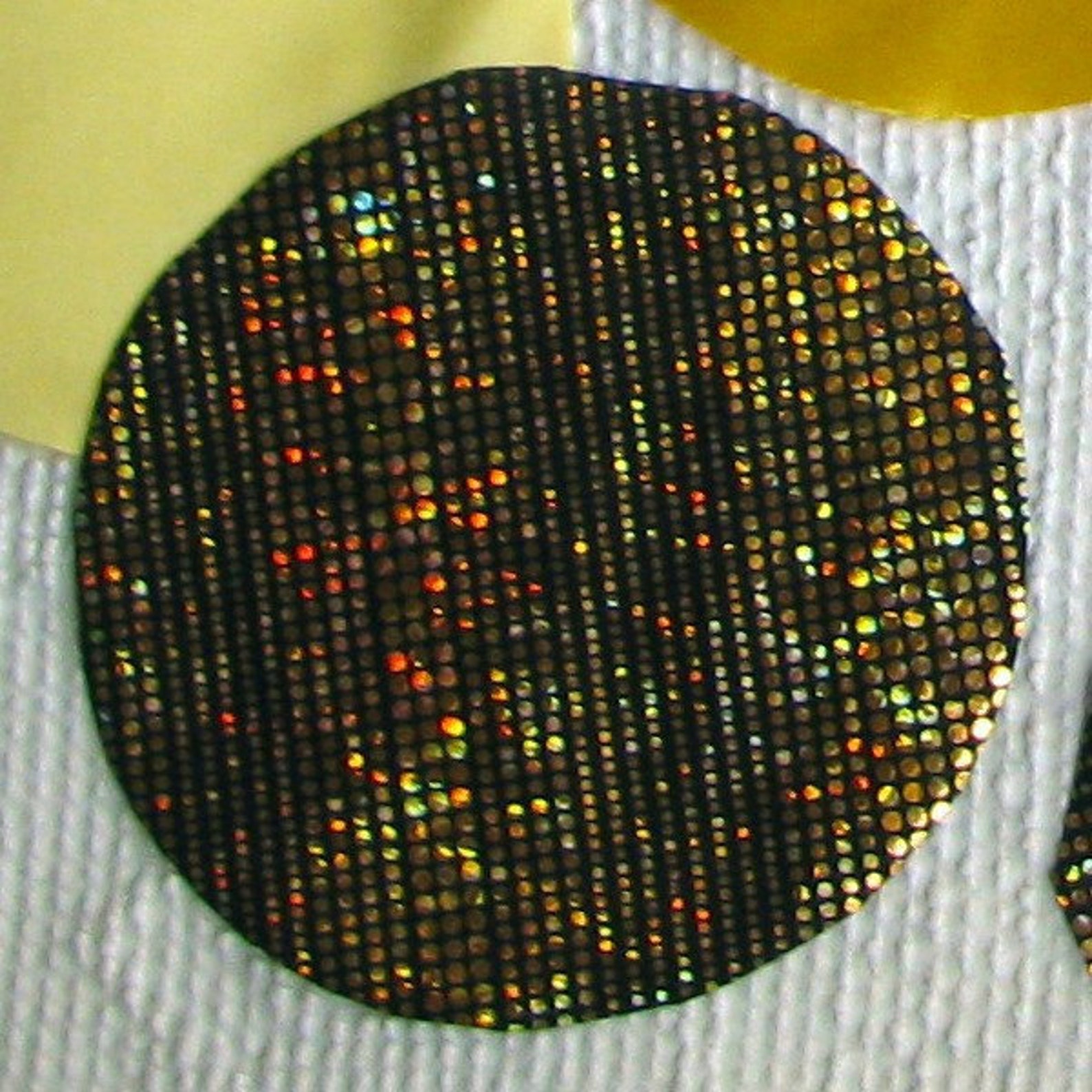 DESTASH Fabric Circle Snippets, Remnants for Your Crafts, 30 Pieces, Yellow Satin and Gold ...