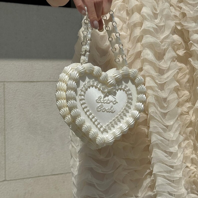 Heart Shaped Cake Purse 'blush' // Wedding Pruse // Bridal Party ...