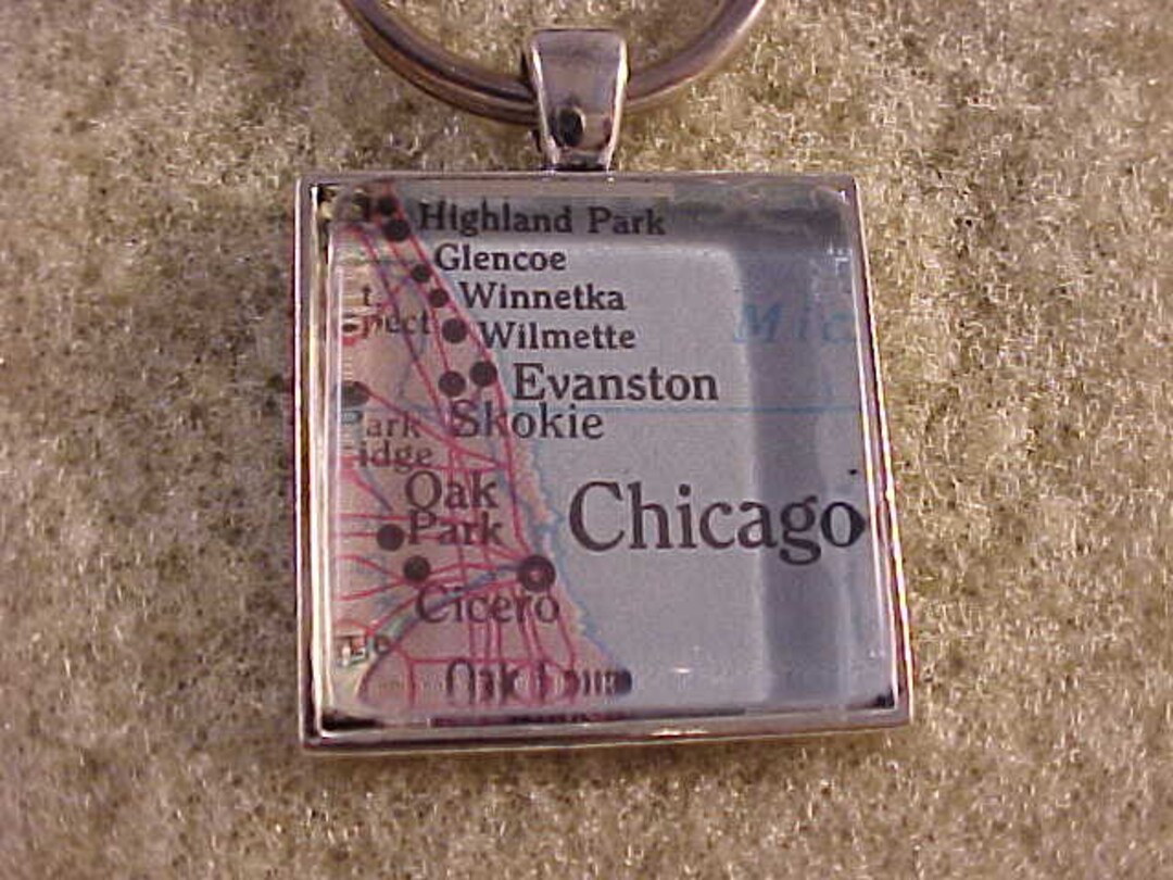 Atlas Map Key Chain / Chicago Key Ring / Map Key Ring - Etsy