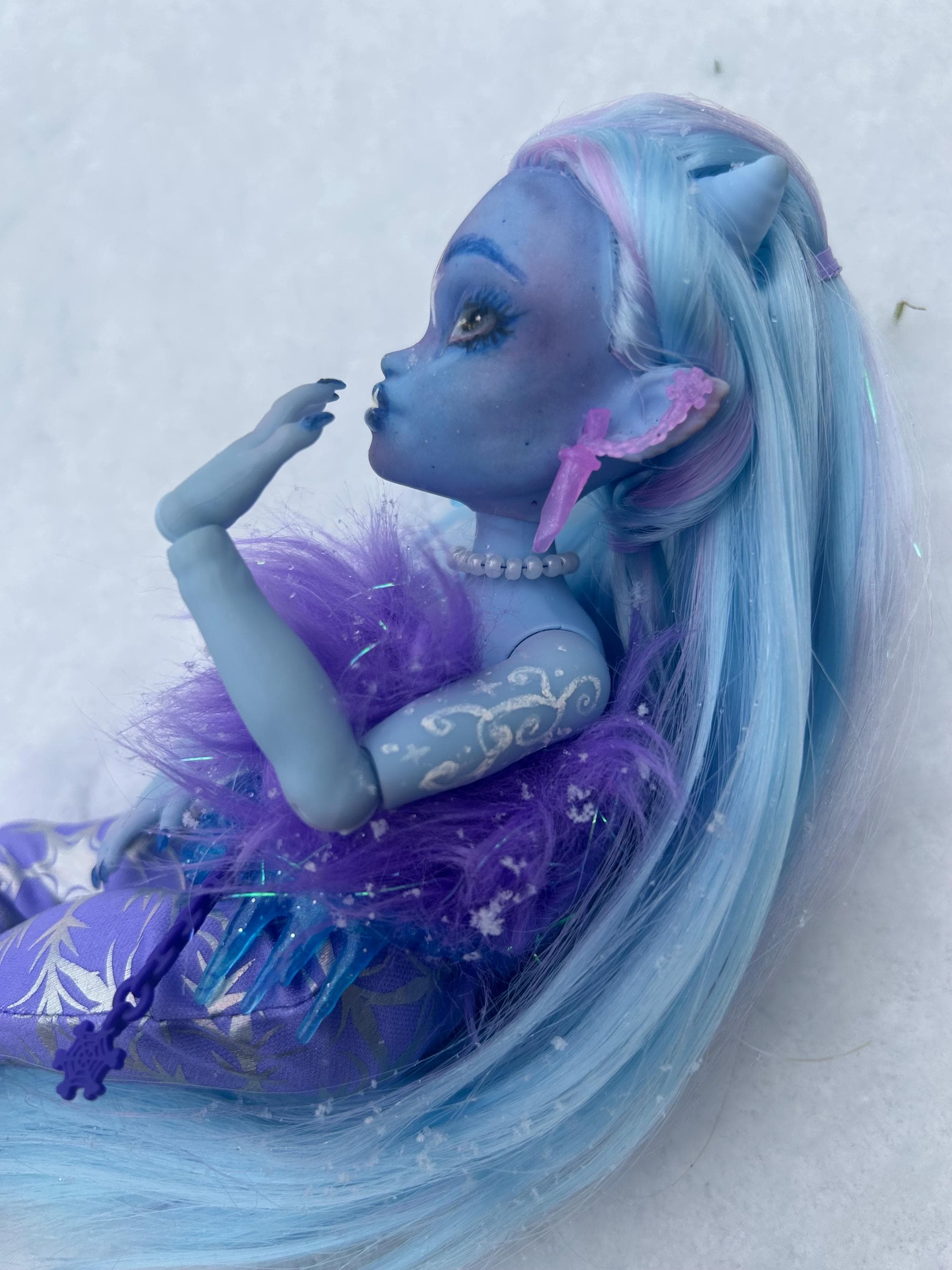 Repaint/restyle G3 Abbey Bominable (monster High OOAK Art Doll) - Etsy
