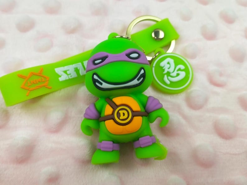 Teenage Mutant Ninja Turtles Leonardo, Donatello, Michelangelo Keychain ...