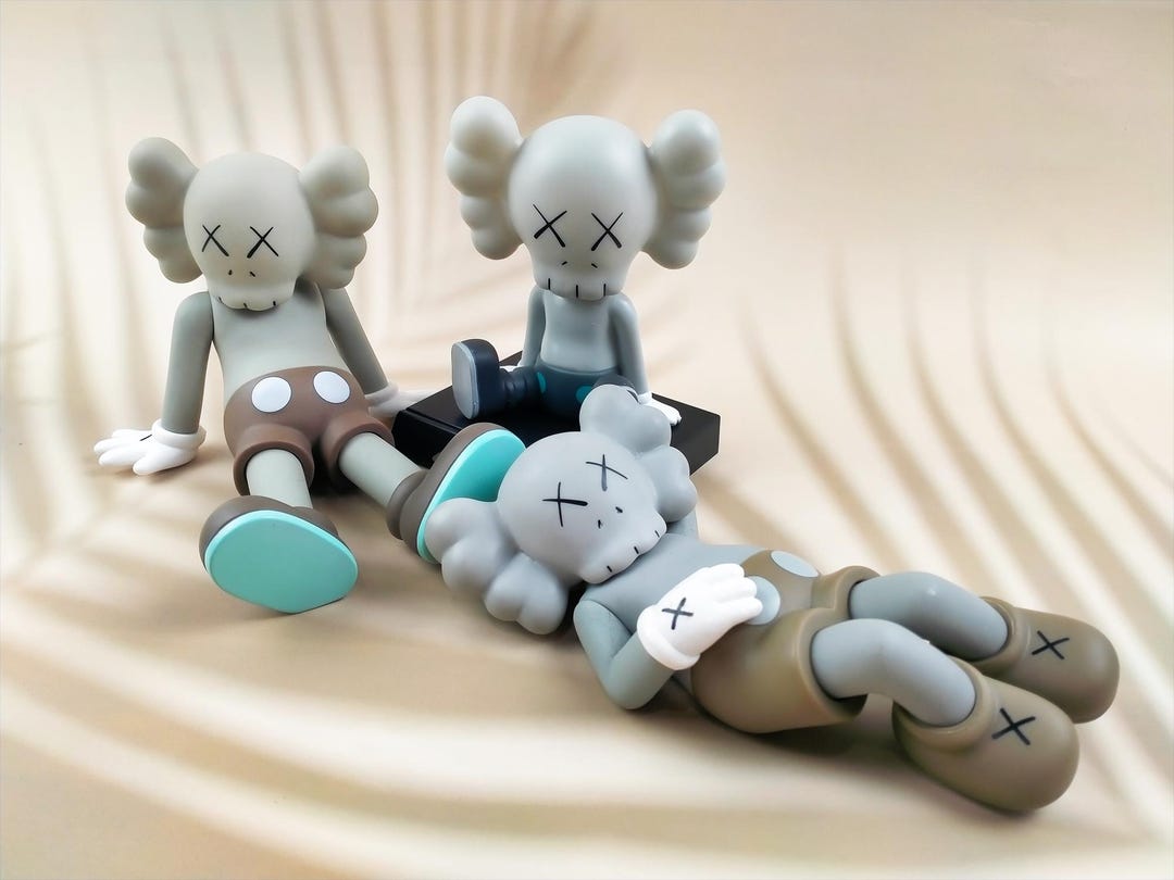 KAWS Statue 3D KAWS Ornament-kaws Decoration Modern Art Decor - Etsy