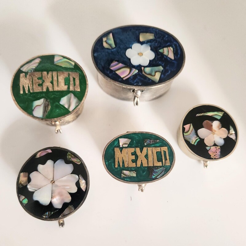 Shell Pill Box - Etsy