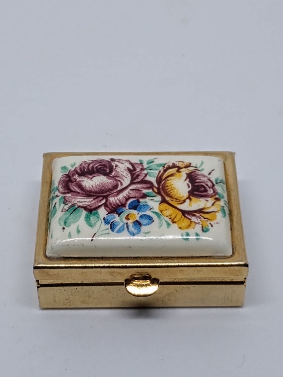 Vintage Italian Pill Box Porcelain Floral Lid Pink Ro… - Gem