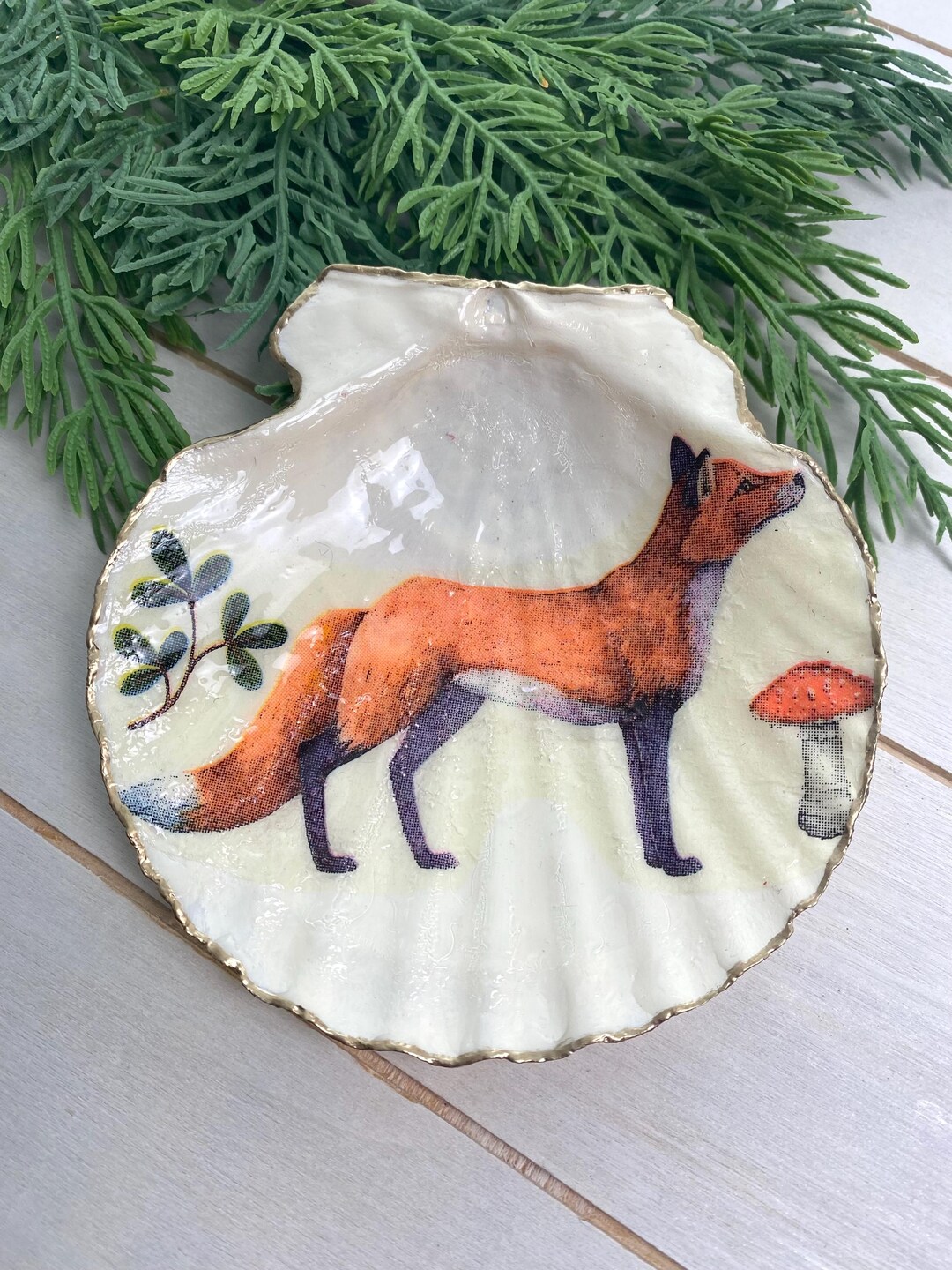 Red Fox Scallop Shell Coastal Decor Ring Dish Trinket Bowl Gift ...