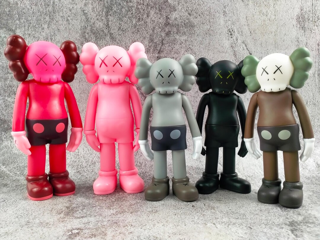 Kaws Figurine Ornament Kaws Stand Model Kaws Desktop Decoration Kaws ...
