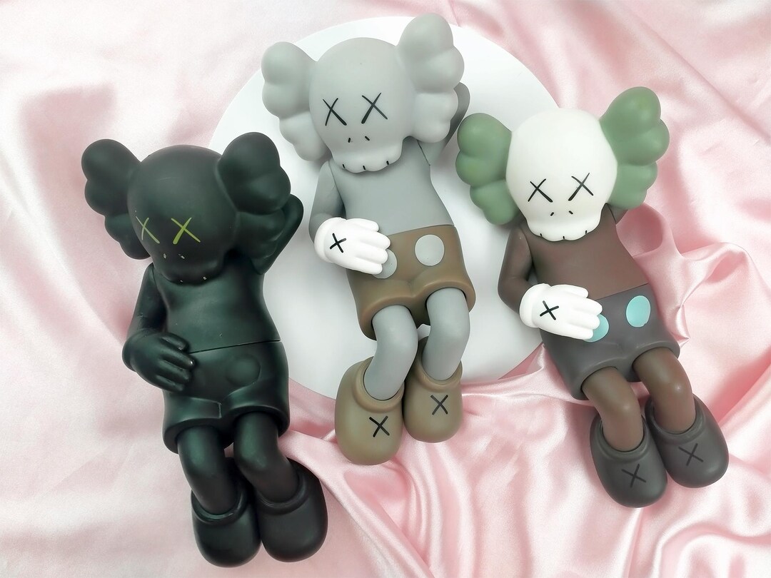 Lying KAWS-KAWS Ornaments-modern Art Sculptures-hypebeast Companion ...