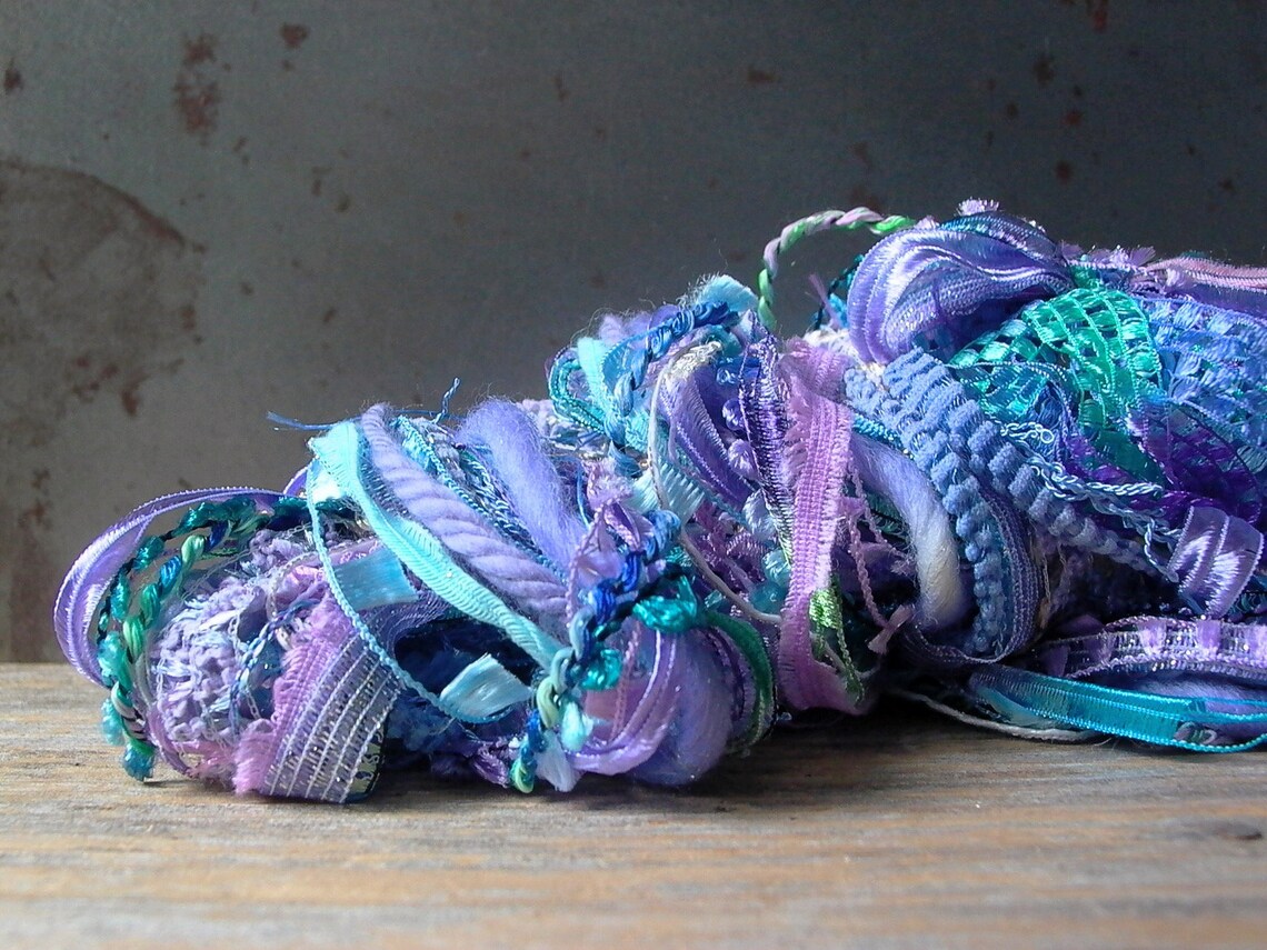 Hydrangea Fringe Effects™ 21x1 21yds Specialty Art Yarns - Etsy