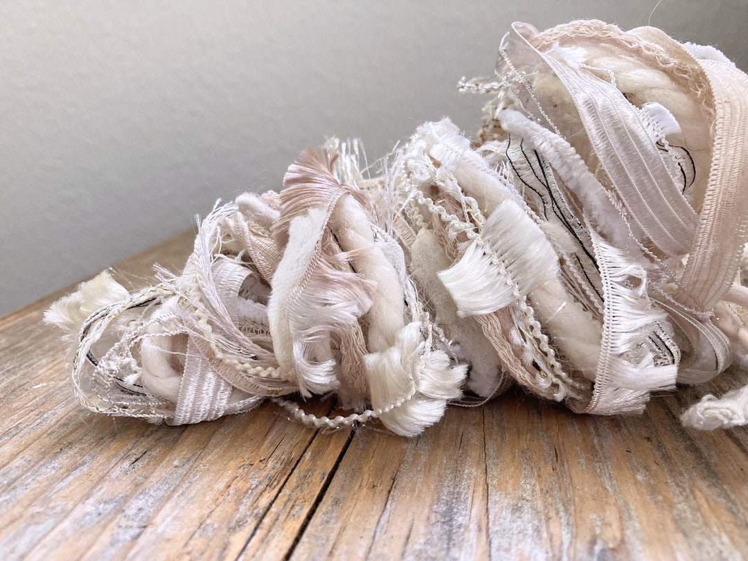 Oatmeal Cookie Fringe Effects™ Art Yarns Fiber Bundle 21x1 21yds ...