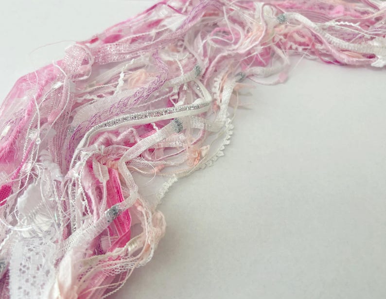 Cupcake Fringe Effects™ Fiber Bundle 21yd . Pink White Yarns Ribbons ...