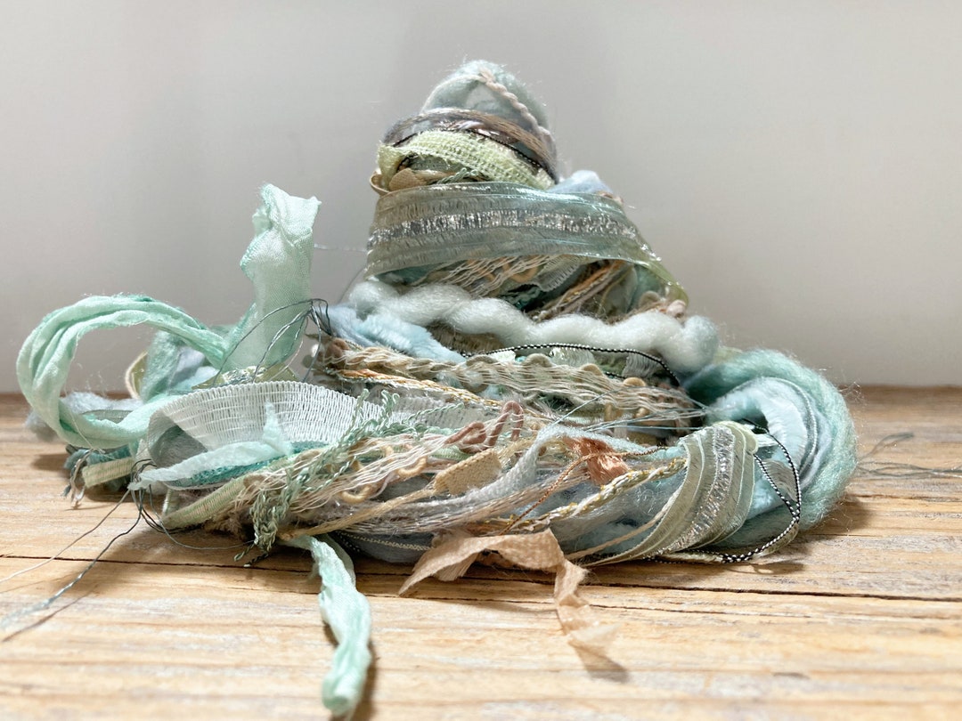 Eucalyptus Fringe Effects™ Fiber Art Yarn Bundle 21x1= 21yd . Mint Moss ...