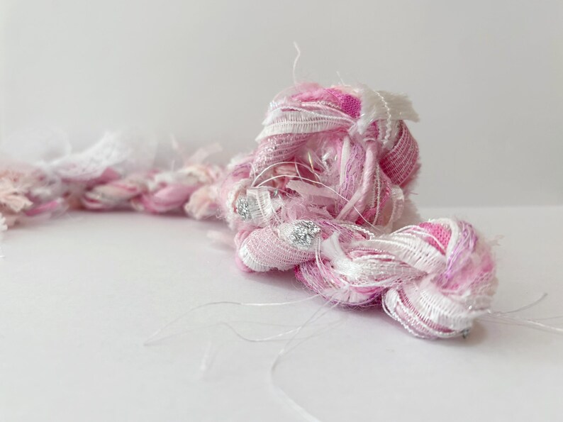 Cupcake Fringe Effects™ Fiber Bundle 21yd . Pink White Yarns Ribbons ...