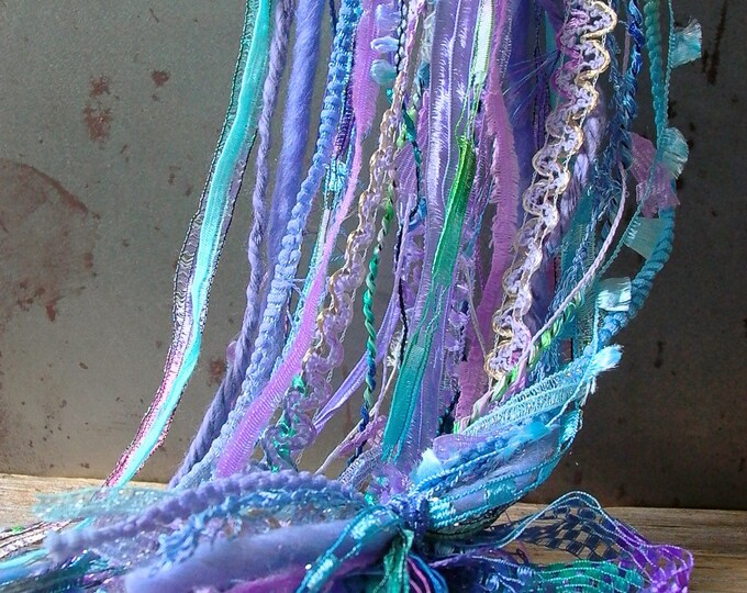 Hydrangea Fringe Effects™ 21x1 21yds Specialty Art Yarns - Etsy