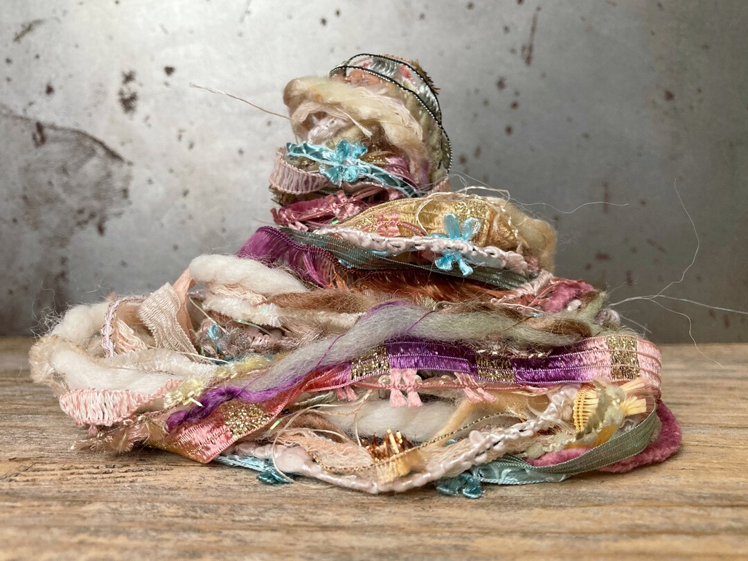 Echinacea Fringe Effects™ Fiber Art Yarn Bundle 21x1= 21yd . Tassel ...