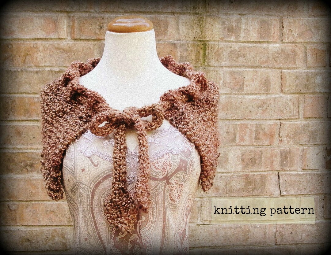 Highland Capelet. Outlander Inspired Knitting Pattern Claire's Capelet ...